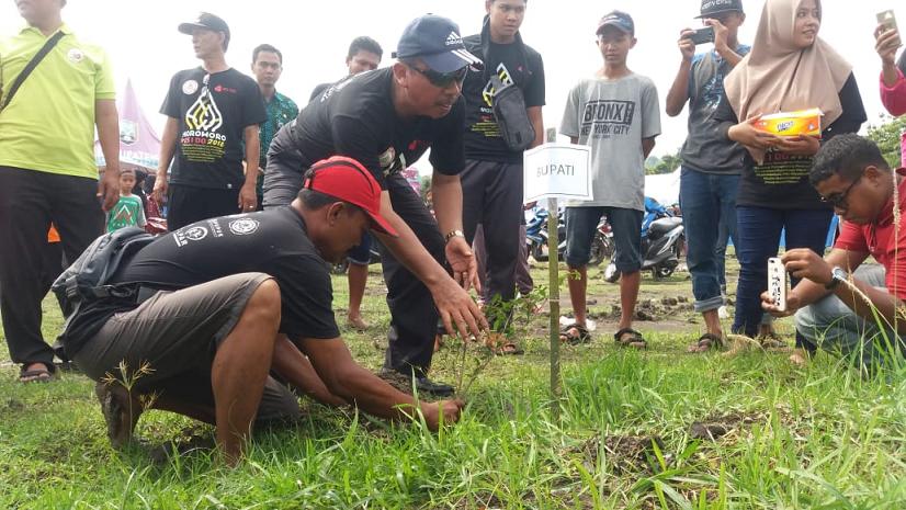 Mengemas MoroWoro, Jurus Mengalahkan Predikat Desa Miskin – Radio R2B ...