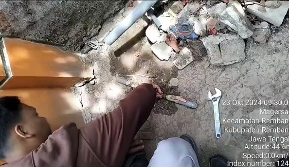 PDAM Rembang Datang Ke Rumah Anggota DPRD Joko Suprihadi, Pastikan Air ...
